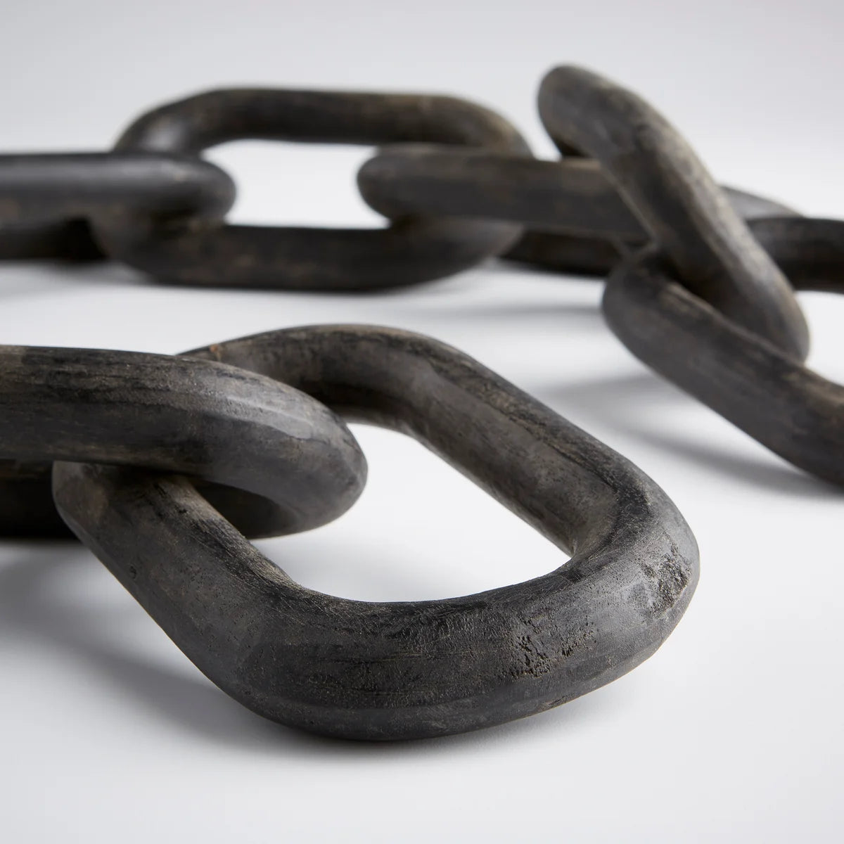Wooden Chain Link Sculpture – ONYX + ALABASTER